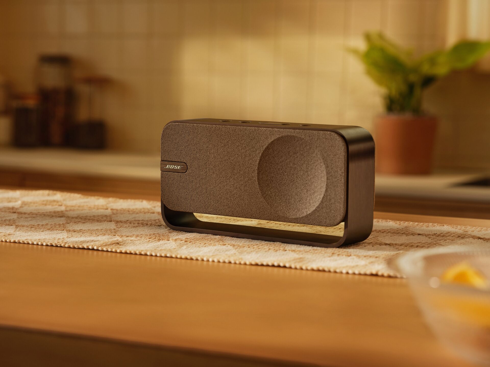 Bose introduces the Soundlink Home Bluetooth Speaker 17
